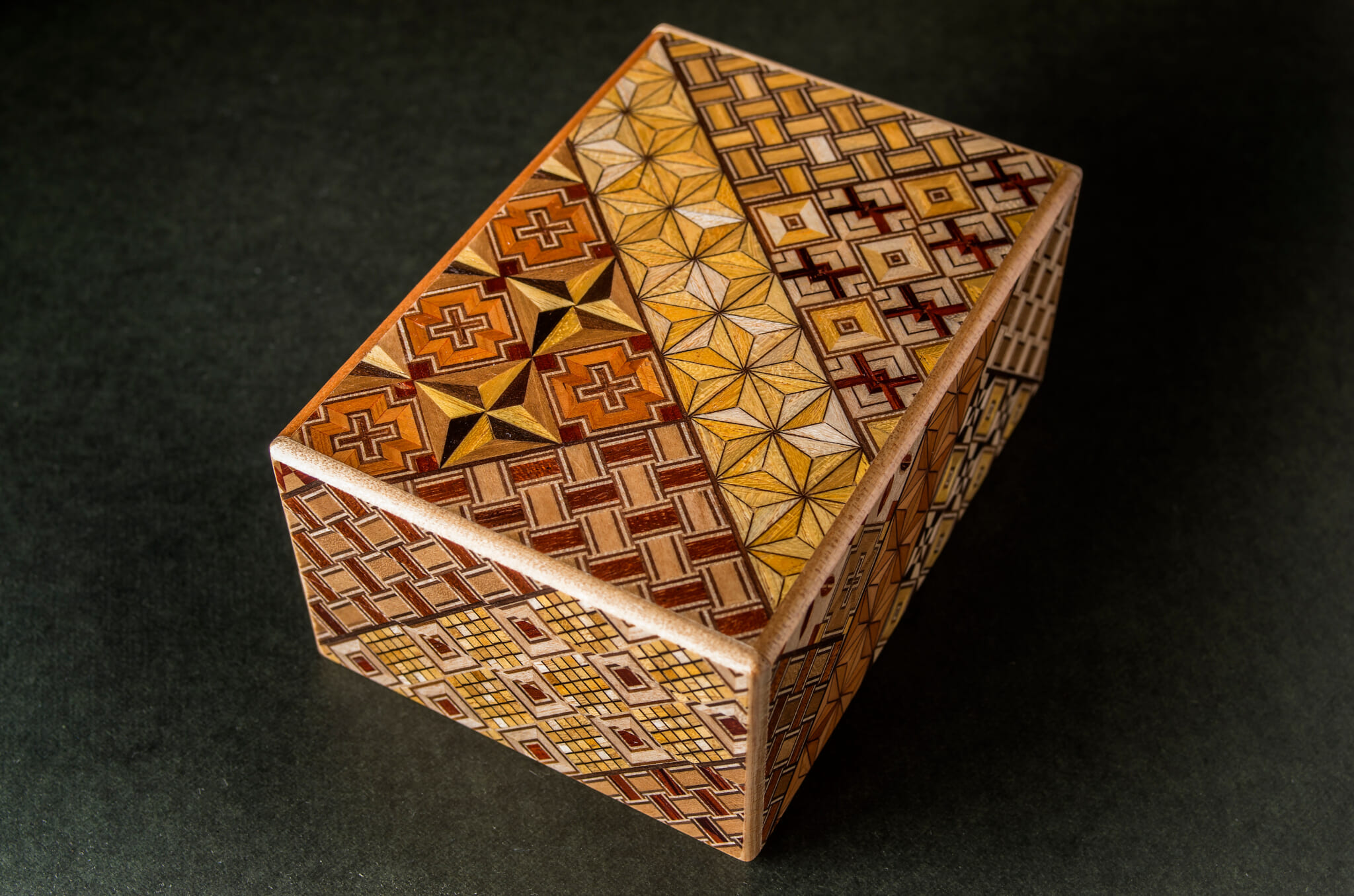 【伝統工芸の体験ができるワークショップ】思い出づくりやお土産にぴったりの実例を紹介 | 伝統工芸品ならBECOS